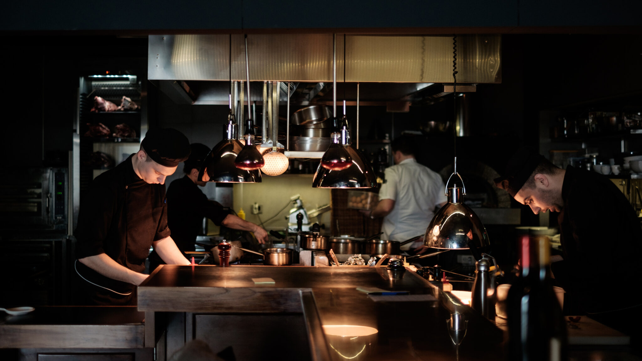 The Atrium: Paramount Club’s restaurant and lounge – Paramount Club